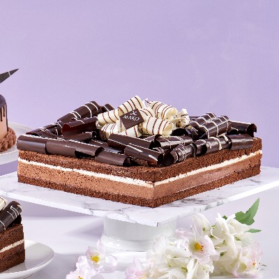 Product | MAKO Cake and Bakery